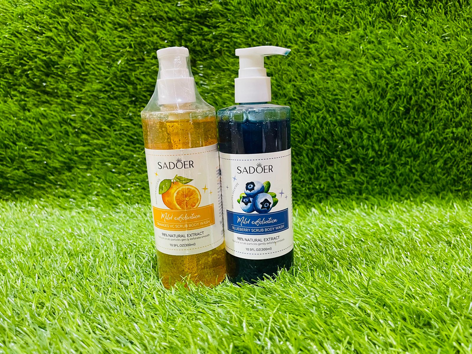 Sadoer Mild Exfoliating Blueberry Scrub Body Wash 300ml – www.onlinemart.com.pk