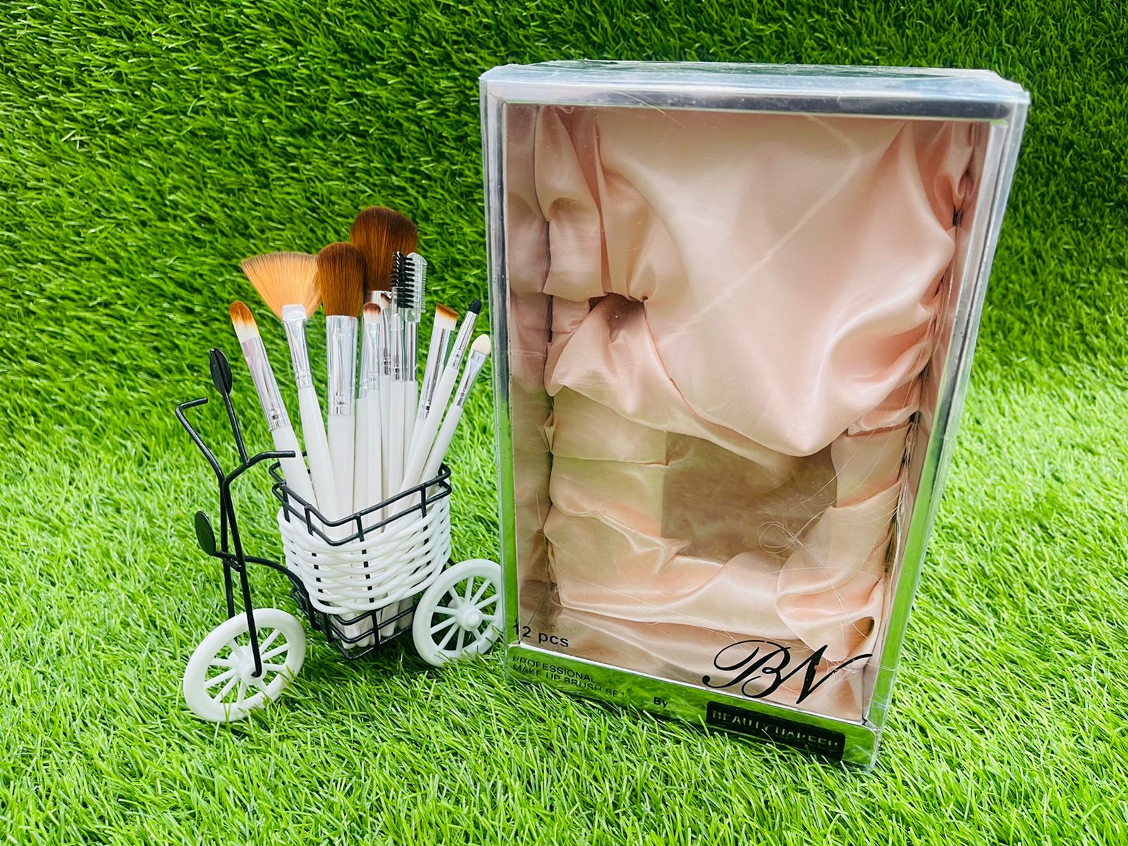 BEAUTY NAKED CYCLE MAKEUP BRUSH SET – www.onlinemart.com.pk